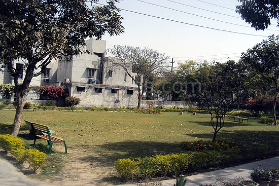 Varun Enclave Sector 28, Noida Resale Price List, Brochure, Floor Plan ...