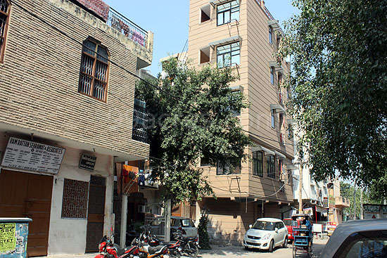 Lotus Apartment Photos - Sector 7 Rohini, North Delhi Pictures