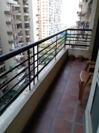 2 BHK Apartment / Flat for sale in Supertech Livingston Crossing ...
