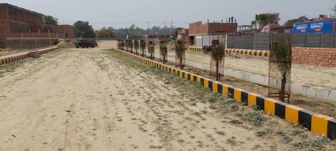 Residential land / Plot for sale in Vrindavan Yojna Lucknow - 111 Sq. Yard.