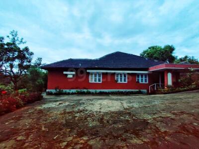 Independent House for sale in Coorg / Madikeri Above 90 lakhs