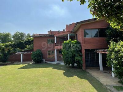 4 BHK Farm house for sale in Vasant Kunj South Delhi - 108901 Sq. Ft.