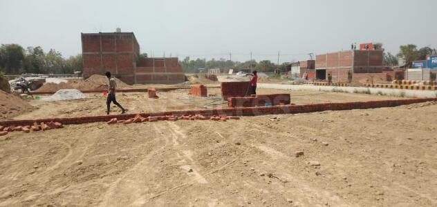 Residential land / Plot for sale in Dream Valley Lucknow Amar Shaheed Path Lucknow - 111 Sq. Yard.