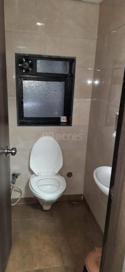 Ready to move Office Space in Ellora Fiesta Sector-11 Sanpada Mumbai ...