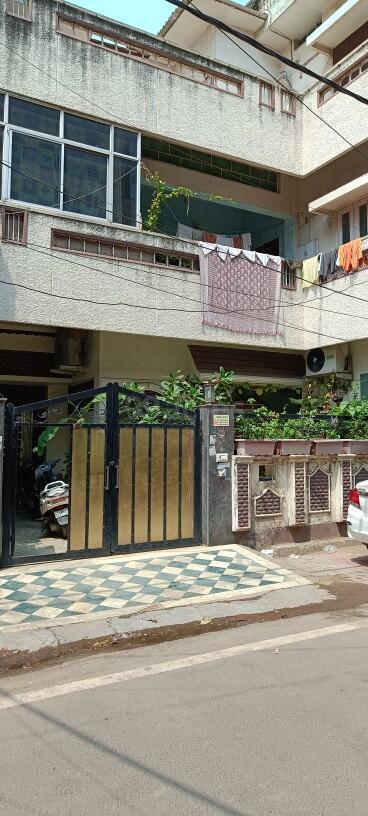 Independent House for sale in Roop Nagar, Delhi Above 1.5 crores