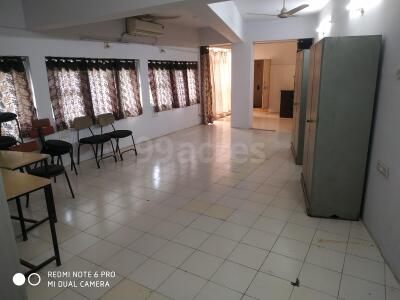 Ready to move Office Space in Race Course Rajkot - 750 Sq. Ft.