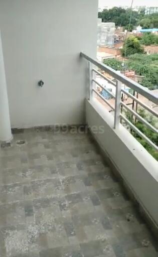 2 BHK Apartment / Flat for sale in Kampoo Gwalior - 900 Sq. Ft.- 7th ...