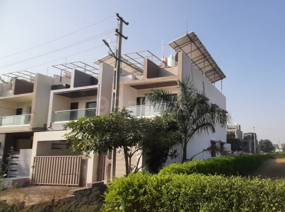 3 BHK House / Villa for sale in Near Trimandir temple Maneknagar ...