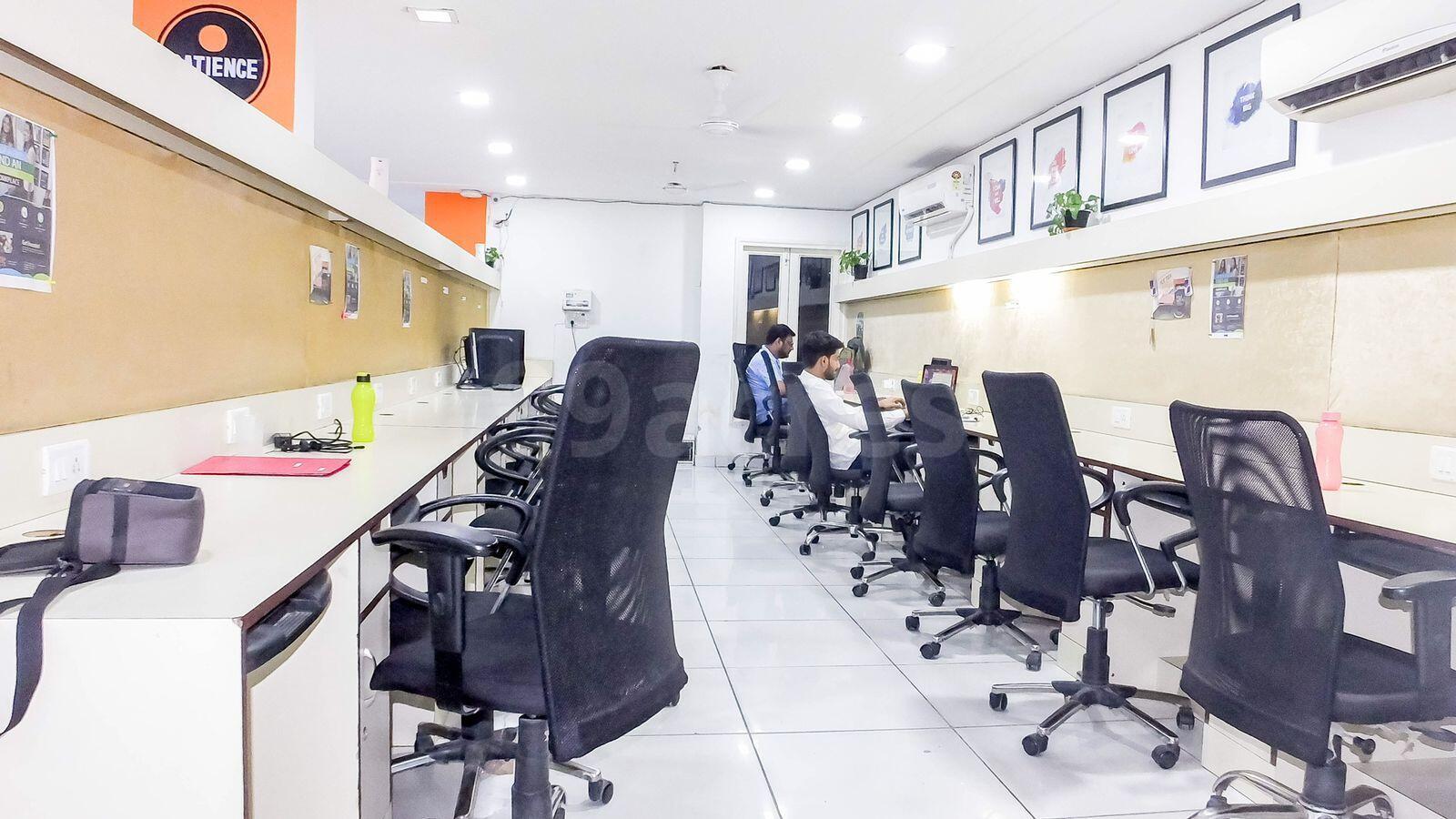 Hustle Cowork Hargobind Enclave, East Delhi - Hustle Cowork Coworking ...