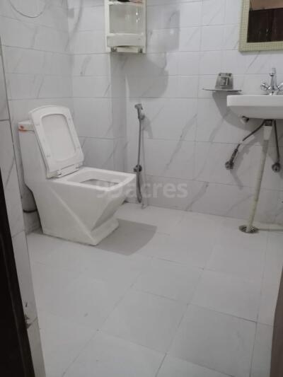 1 BHK / Bedroom Apartment / Flat for rent in DLF City Plots Phase 3 DLF ...