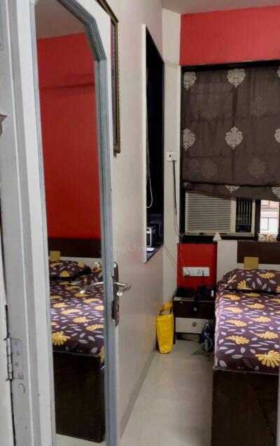 3 BHK Apartment / Flat for sale in VSNL Colony Mumbai South - 750 Sq ...