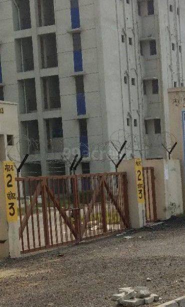 1 BHK Apartment / Flat for sale in Rohini North Delhi - 365 Sq. Ft ...