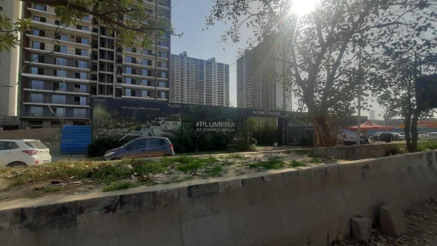 Sector 43, Noida - Map, Property Rates, Projects, Reviews, Photos & Videos