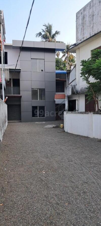 Ready to move Office Space in Kacheripady Ernakulam - 1800 Sq. Ft.