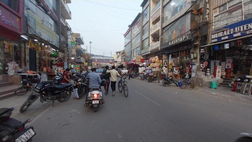 Dwarka Mor, Delhi - Map, Property Rates, Projects, Reviews, Photos & Videos