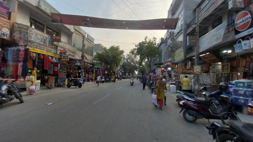 Dwarka Mor, Delhi - Map, Property Rates, Projects, Reviews, Photos & Videos