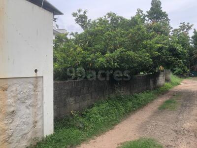 Residential land / Plot for sale in Kumarapuram Trivandrum - 242 Sq. Yard.