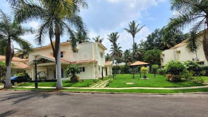 4 BHK / Bedroom House / Villa for rent in Adarsh Palm Meadows ...