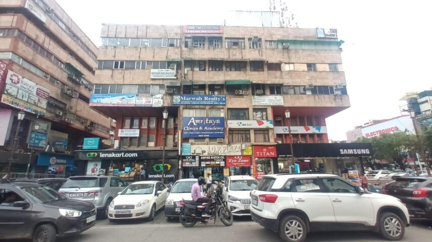 Sector 18, Noida - Map, Property Rates, Projects, Reviews, Photos & Videos