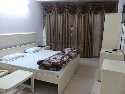 Paying Guest / Hostel / PG in Sector 62 Noida