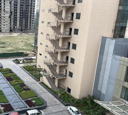 Showroom for rent in Knowledge Park 3, Greater Noida