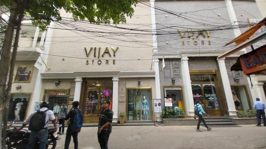 Model Town, Delhi - Map, Property Rates, Projects, Reviews, Photos & Videos