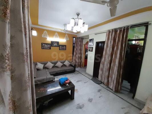 2 BHK Apartment / Flat for sale in Neelkanth Apartments Gadaipur South ...