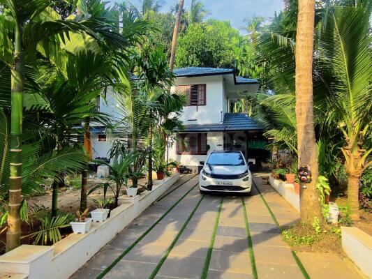 3 BHK House / Villa for sale in Pavangad Calicut - 4116 Sq. Ft.