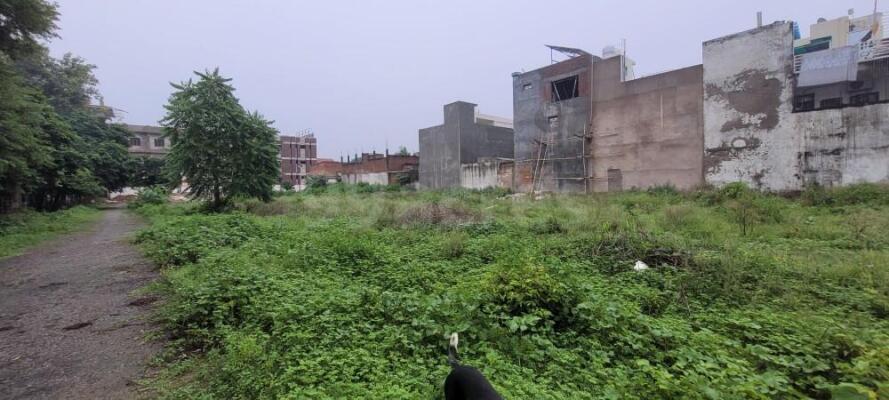 Residential land / Plot for sale in IIM Road Lucknow - 275 Sq. Yard.