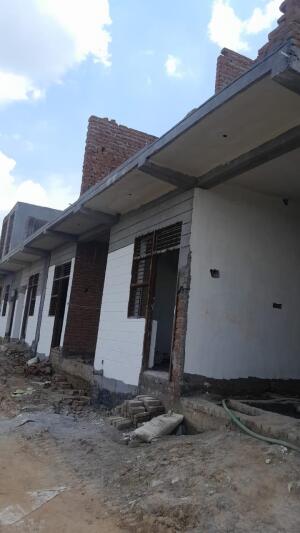 2 BHK House / Villa for sale in Gaur City 2 Greater Noida West - 900 Sq ...