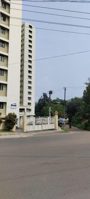2 BHK / Bedroom Apartment / Flat for rent in ABAD Bluechip Kakkanad ...