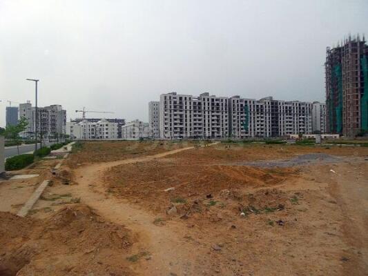 Residential land / Plot for sale in Sector 82 Gurgaon - 400 Sq. Yard.