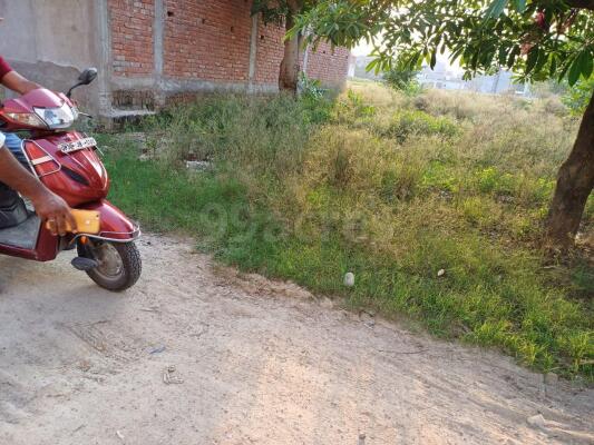 Residential land / Plot for sale in Vrindavan Yojna Lucknow - 156 Sq. Yard.