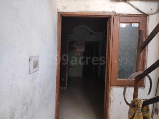 2 BHK House / Villa for sale in Surya Dev Nagar Indore - 600 Sq. Ft.