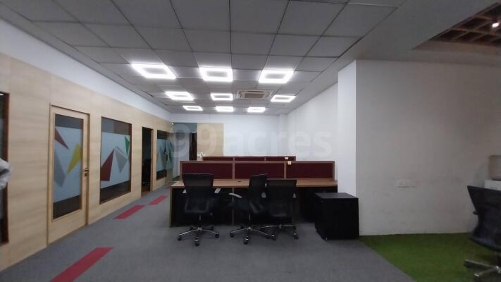 1800 sq ft to 2000 sq ft - Ready to move Office Space for rent in Udyog Vihar Phase 2, Gurgaon