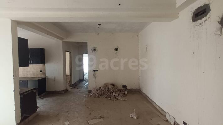 4 BHK Apartment / Flat for sale in Golf City Sector 75 Noida - 2250 Sq ...