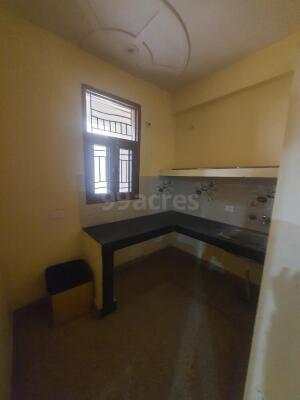 1 BHK / Bedroom Builder Floor for rent in Sector 72 Noida - 650 Sq. Ft ...